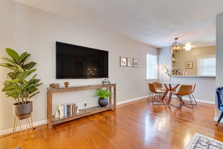 1 Mi To Shopping & Dining: Central Burbank Duplex - Los Angeles, CA