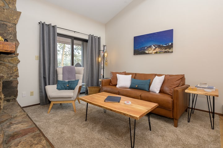 Ideally Located 3 Bedroom, Extra Amenities And - Winter Park, CO