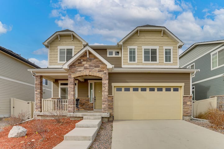 17 Mi To Downtown Denver: Modern Aurora Home! - Aurora, CO