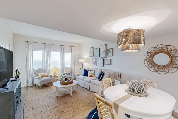 1br Beachfront Condo With Furnished Balcony, Pool - Amelia Island, FL