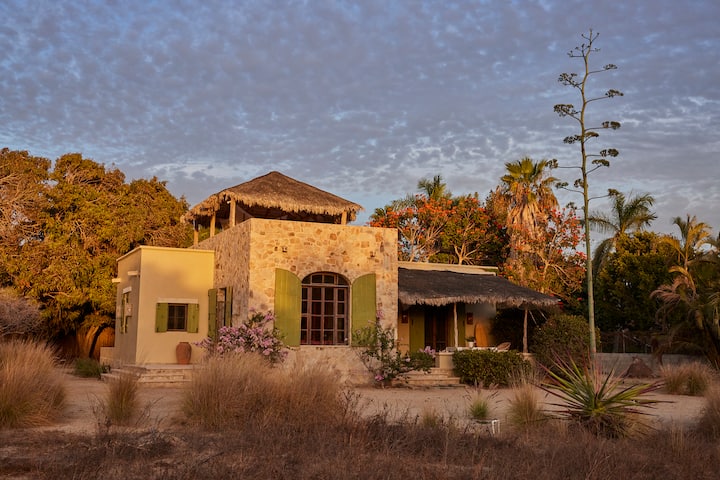Casa Piedra - Close To The Beach! - Todos Santos