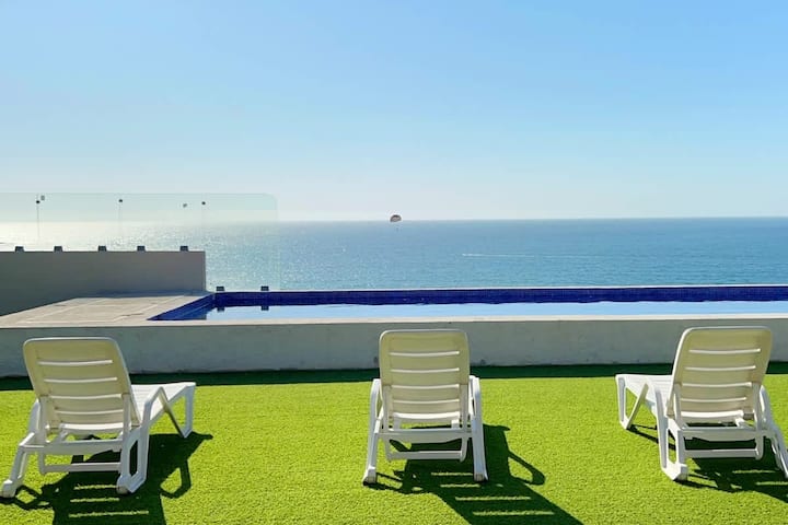 Apartment 1 Block From El Malecon With Ocean Views - Mazatlan