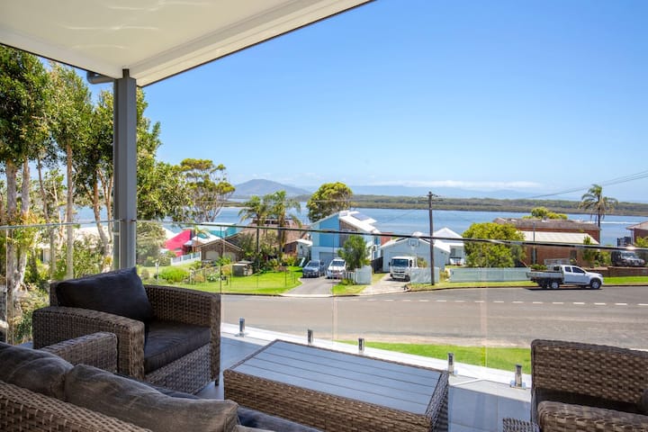 La Vista - Water Views & Mountain Vistas - Nowra