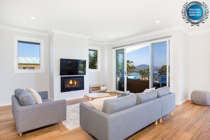 La Vista - Water Views & Mountain Vistas - Shoalhaven Heads