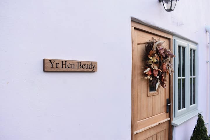 Luxury 2-bed Barn Conversion In Llansteffan - Llansteffan