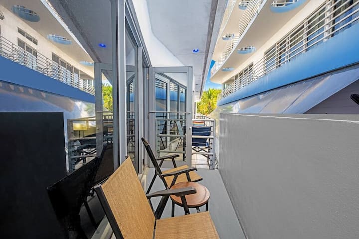 Heart Of South Beach|balcony| Rooftop Pool - South Beach, FL
