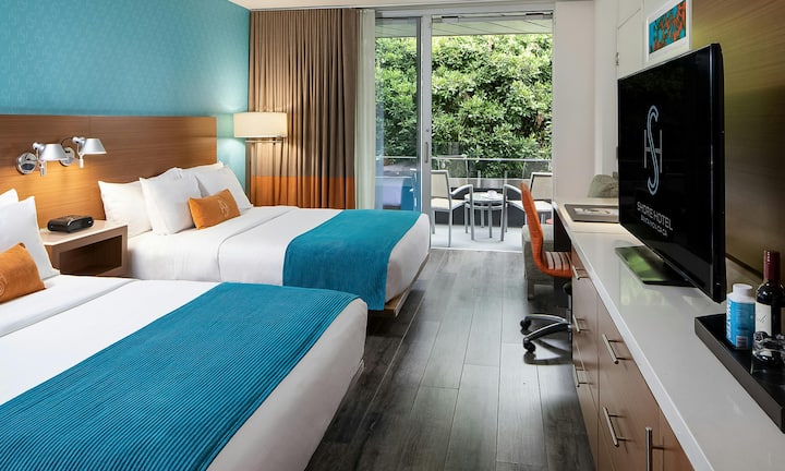 Chic And Sustainable Near The Pier - Santa Monica, CA