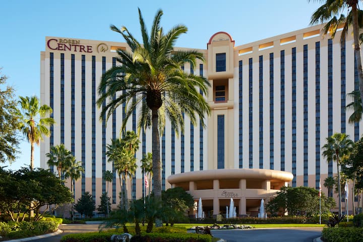 Convention Center, Theme Parks – All Right There - Orlando, FL