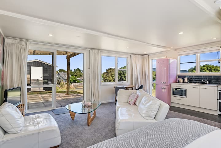 Hicks Haven - Waikanae Beach Holiday Studio - パラパラウム