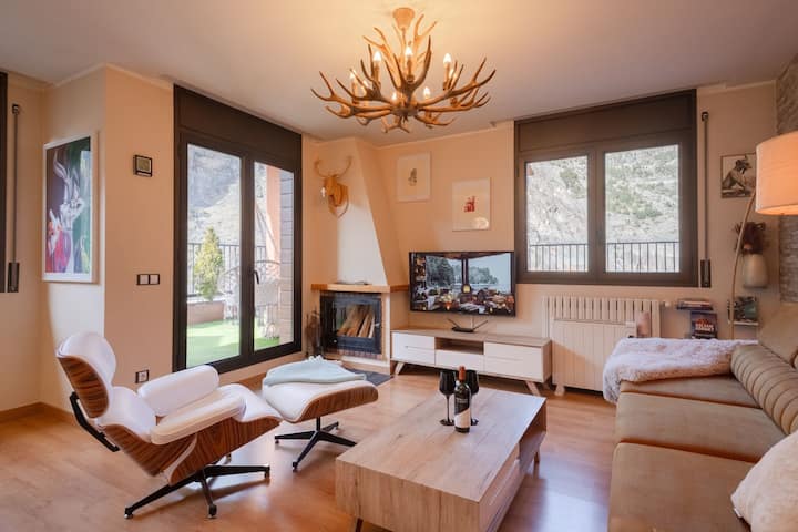Unique: 57m2 Terrasse +Bbq + Vue Magique(1-008416) - Andorra