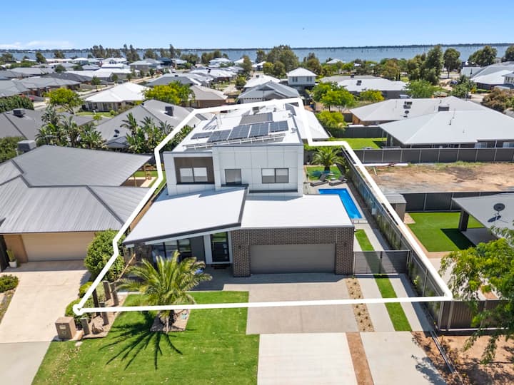 The Palms Guest House - Up To 12 Single Beds - Bundalong
