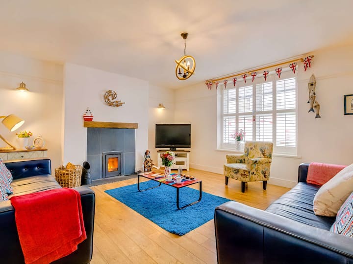 3 Bed In Seahouses (Cn225) - 밤버러