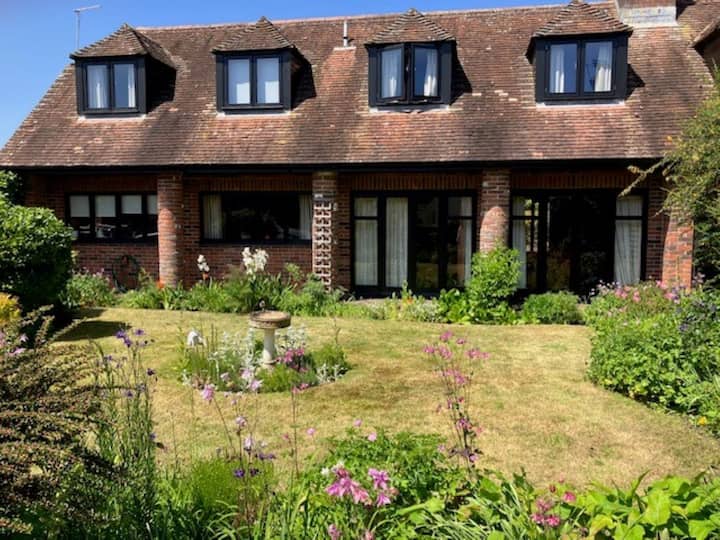 2 Bed In Winfrith Newburgh (Dc018) - Lulworth Cove