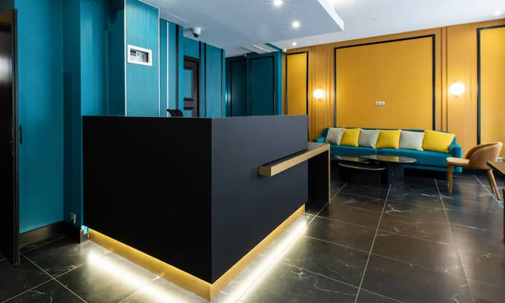 Cosy Hotel Double Room Near Montmartre And Pigalle - Paris