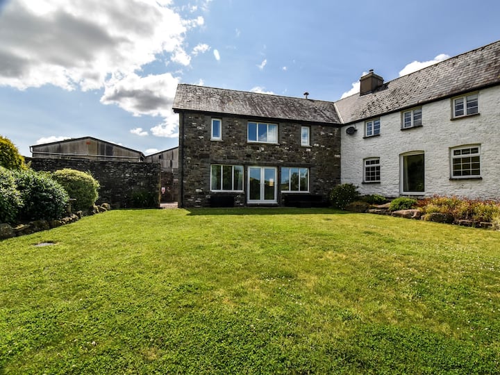 5 Bed In Lower Chapel (90660) - Brecon