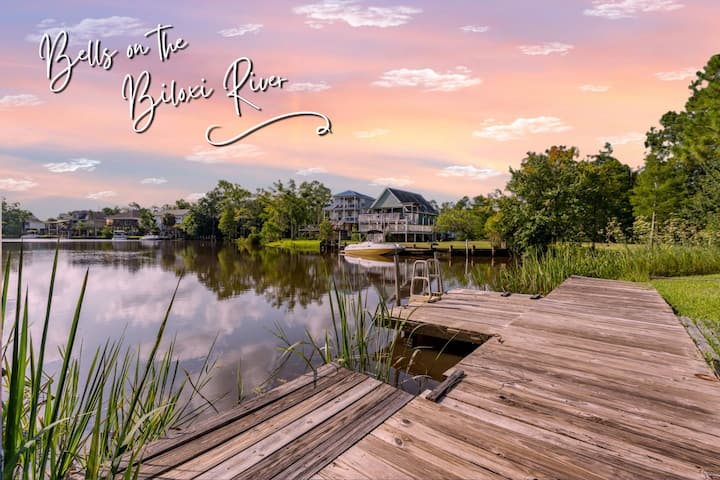 Bells On The Biloxi • Pet Friendly • Waterfront - Biloxi, MS