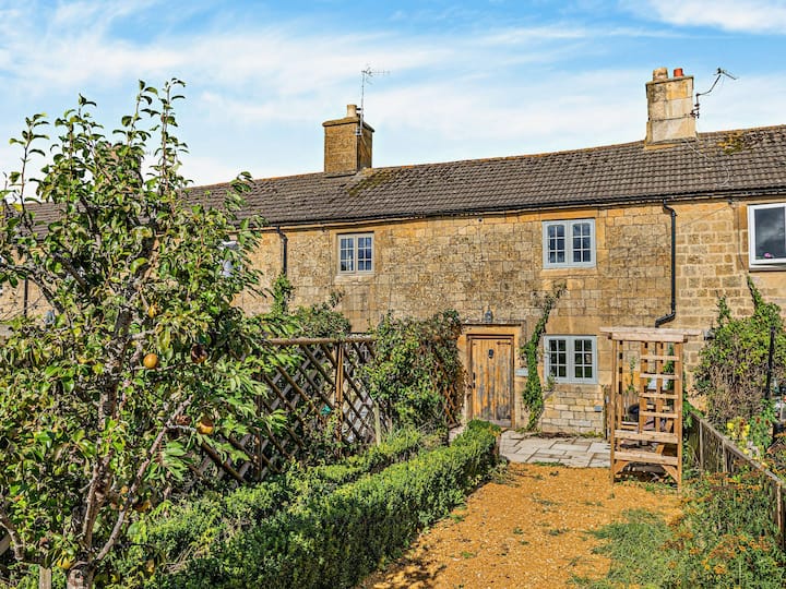 1 Bed In Chipping Campden (93393) - Moreton-in-Marsh