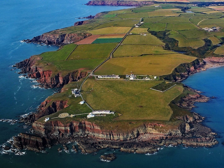 3 Bed In Dale (51723) - Milford Haven