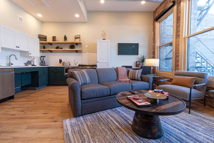 Luxury Residential Suite Duluth Press 102 | Ada - Duluth, MN