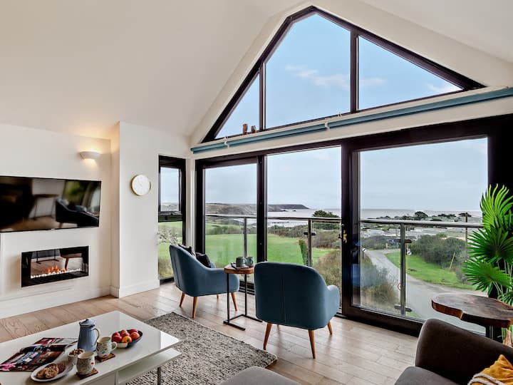 2 Bed In Lizard  (45739) - Coverack