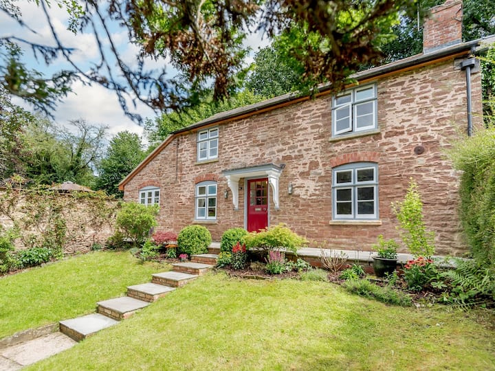 2 Bed In Hoarwithy (93045) - Ross-on-Wye