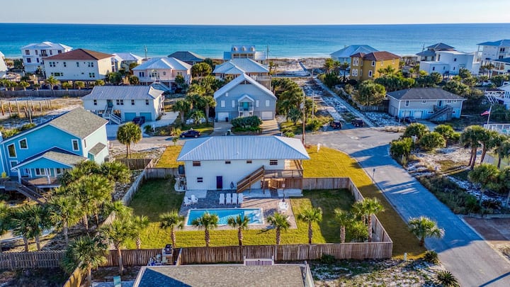Beautiful Home W Private Pool! 4 Bed/3 Bath - Pensacola Beach, FL