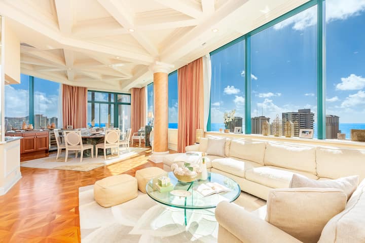 Ocean-waikiki Skyline Panoramic Ph In Luxury Condo - Honolulu, HI