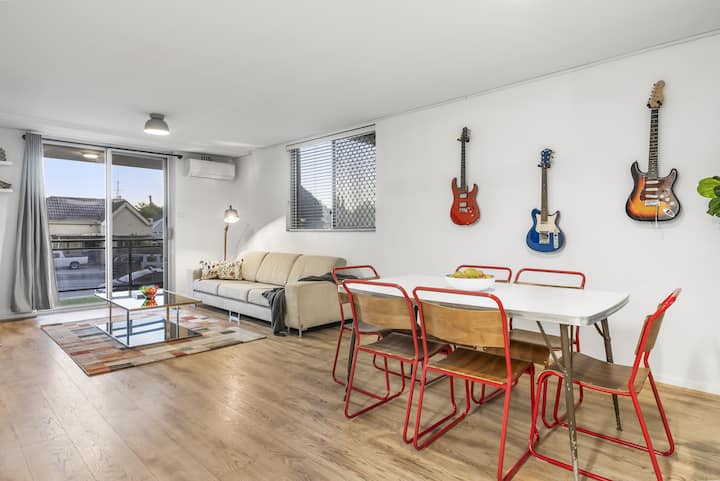 Vintage Vibes East Freo 2b 1ba - East Fremantle