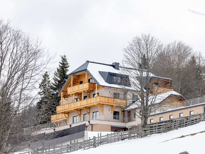 Bel Appartement Avec Grande Terrasse Et Piscine - Obertauern