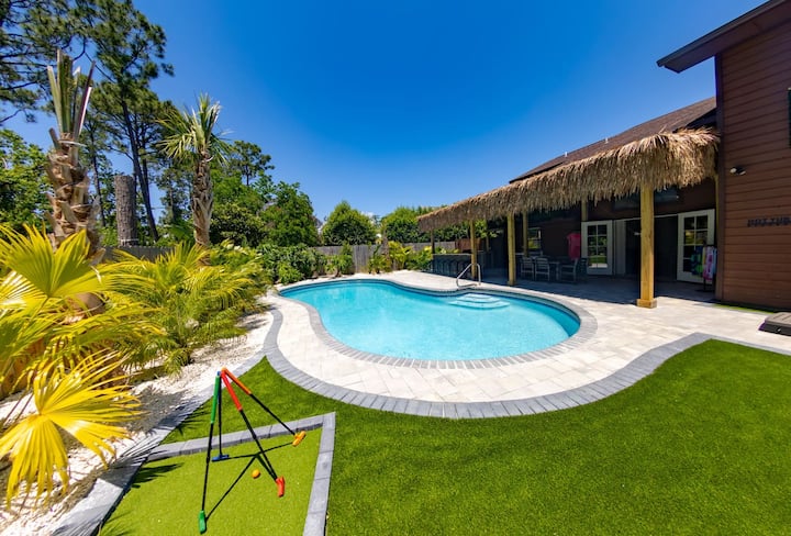 5 Min To Beach, Sleeps 20, Heated Pool, Mini Golf - Panama City Beach, FL