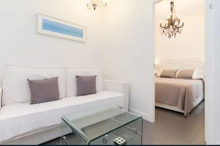 Cosy Flat Close To <M> Antón Martín - Madrid