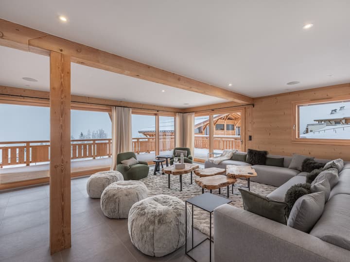 Nouveau Chalet De 378m² Sur Les Hauteurs De Combl - Flumet