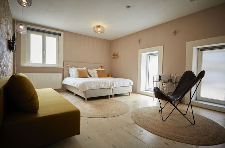 B&b Maastricht - Sleep In An Old Luxurious Farm - Maastricht