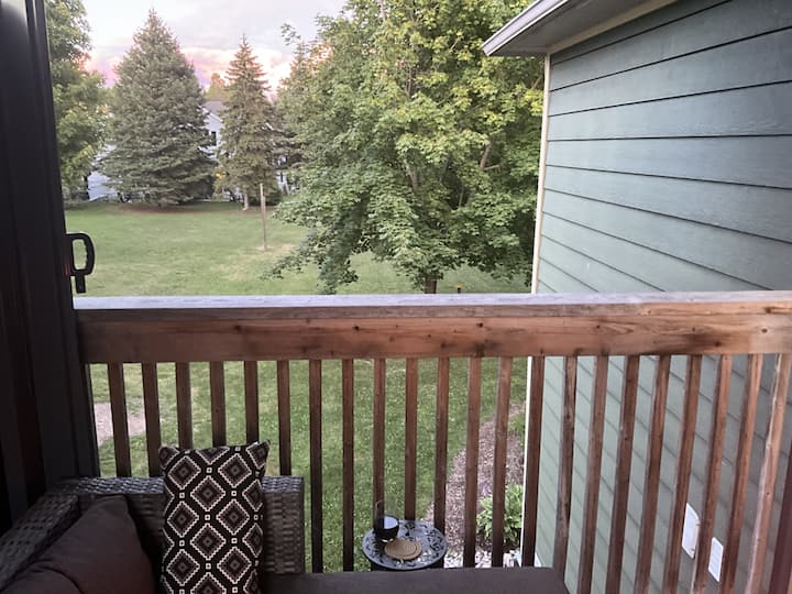 Newly Decorated Ski Spa Hang Out In Hammock - Collingwood