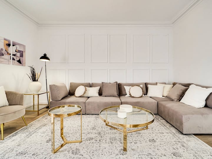 Casa Modernista En Paseo De Gracia - Barcelona