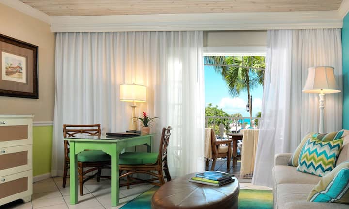 1-bedroom Hotel Suite - 2 Beds - Key West, FL