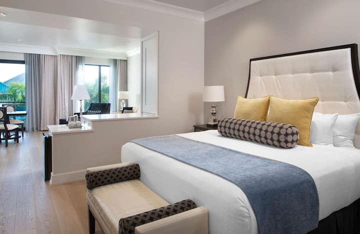 1-bedroom Hotel Suite - 2 Beds - Naples, FL