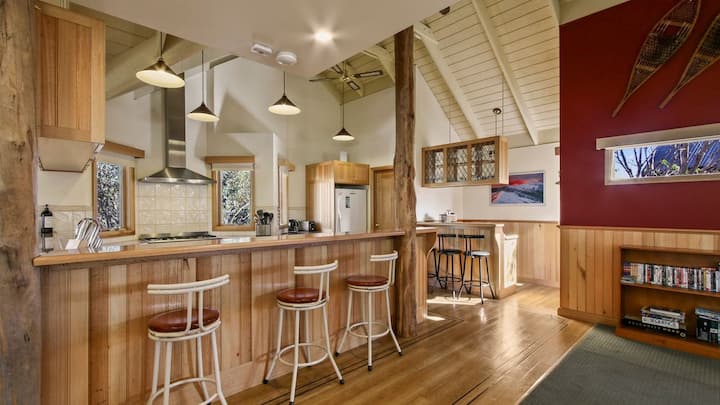 Sugarloaf In Dinner Plain - Dinner Plain