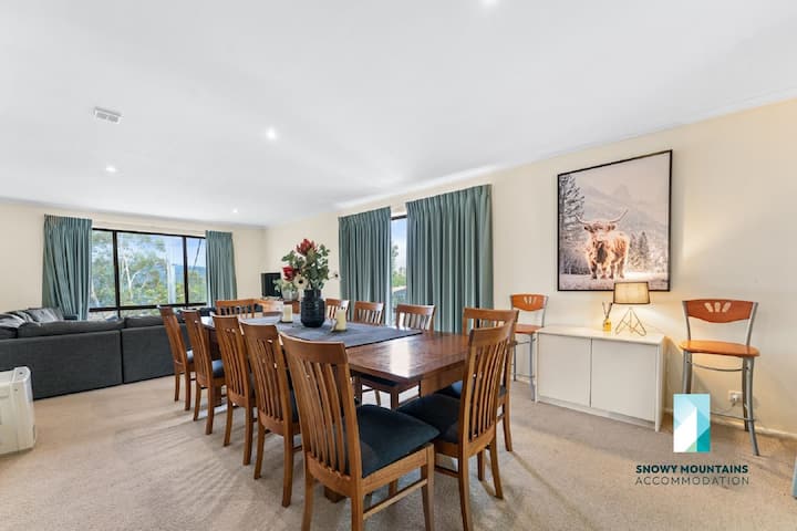 5br House L Pet Friendly & Big Backyard L Central - Jindabyne