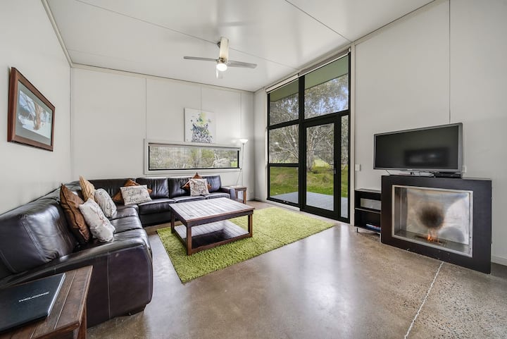 Ecocrackenback Chalet 2 - Perisher Ski Resort