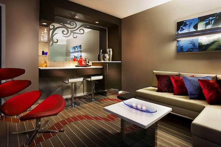 3 Suites At Hard Rock Hotel San Diego! - San Diego, CA