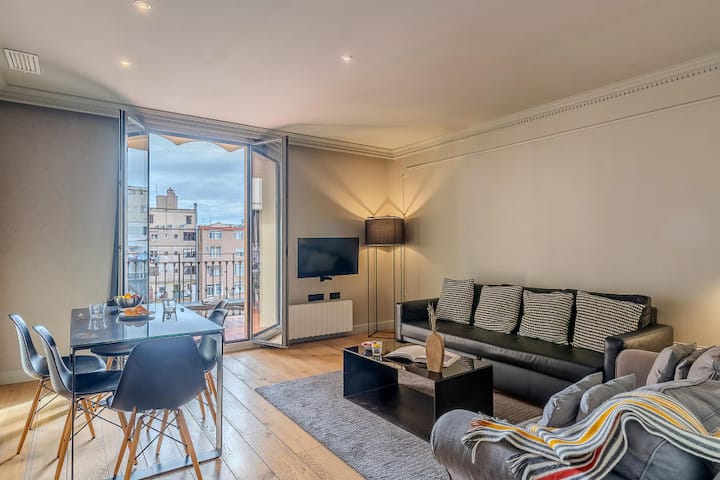 Ab Casa Saltor Iv-i - Barcelone