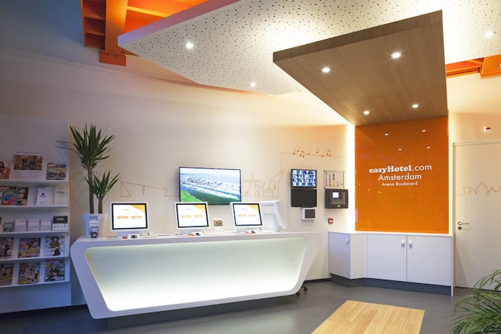 Accessible Room, Steps From Amsterdam Arena - 阿姆斯特丹