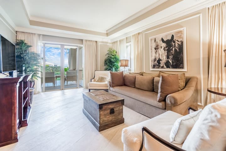 Ritz-carlton Condo By Rc Cayman Residences Rentals - West Bay