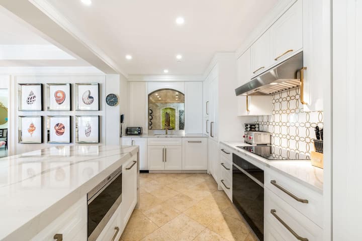 Ritz-carlton Condo By Rc Cayman Residences Rentals - 開曼群島