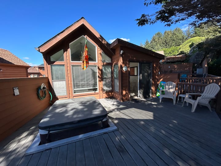 Oceanview Cabin 18 With Private Jacuzzi - Smith River, CA