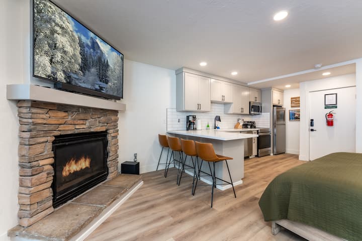 Elmer's Hideout - Fully Renovated Yosemite Escape! - Yosemite West, CA