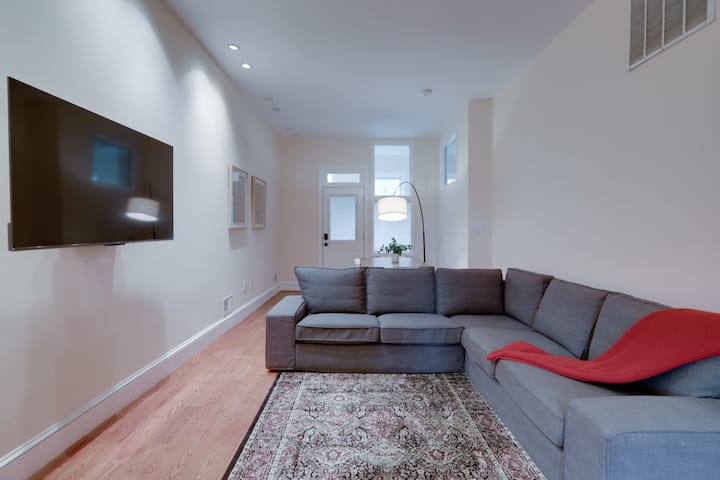 Sojourn On 14th | 4 Bedroom - Washington, DC