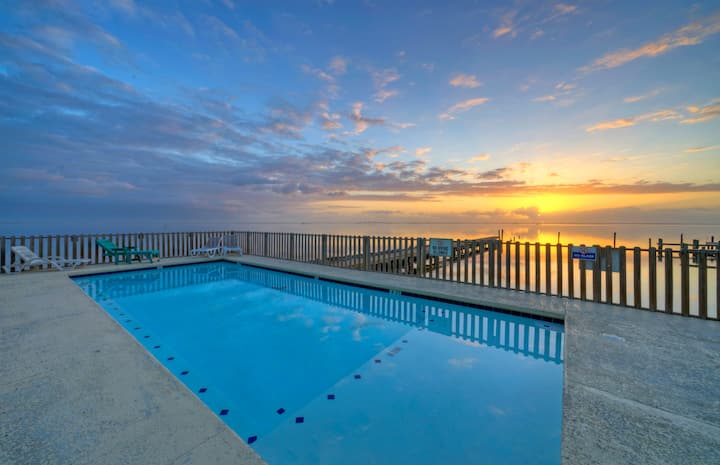 Pool Access + Boat Dock | Balcony | The Pintail - Corpus Christi, TX