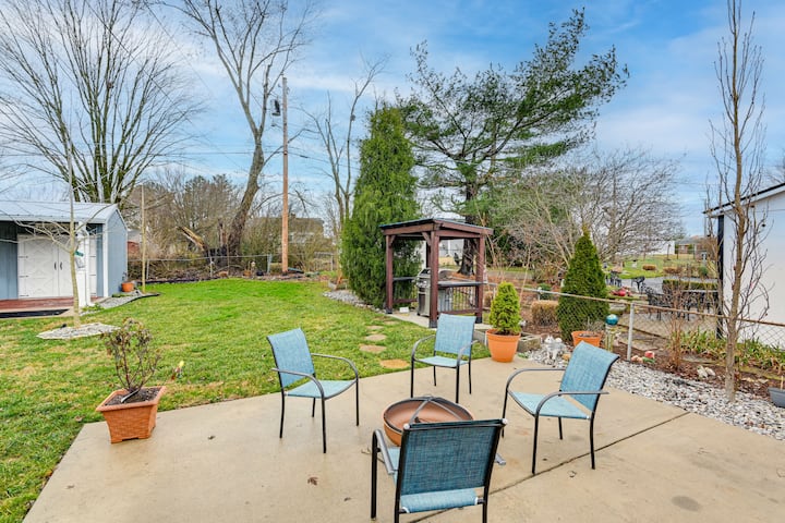 Family-friendly Home W/ Yard: 27 Mi To Nashville! - Springfield, TN